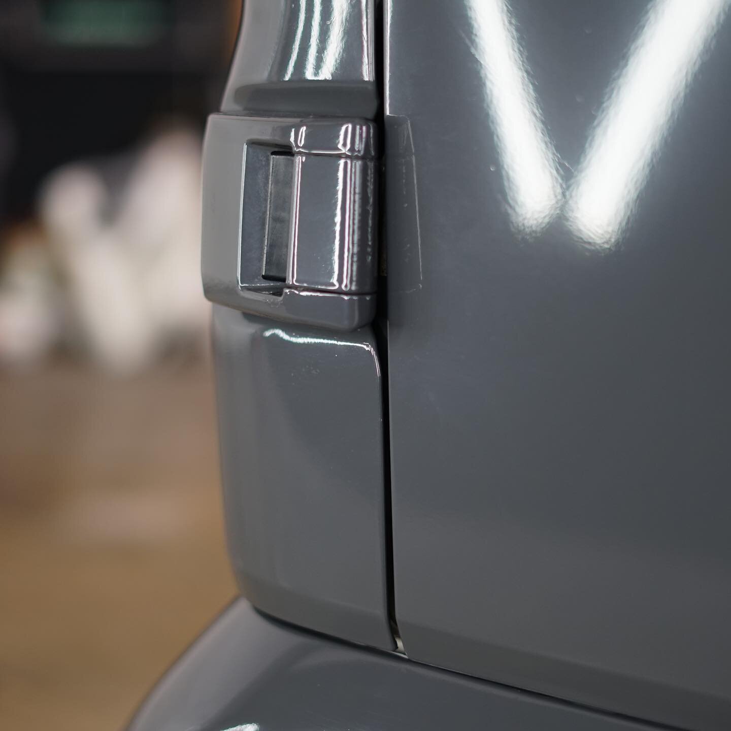 Premium Wraps & Tints