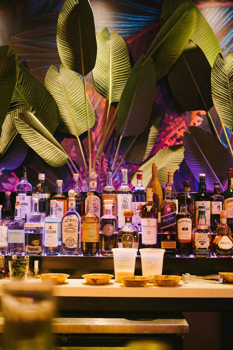 The Lei Stand