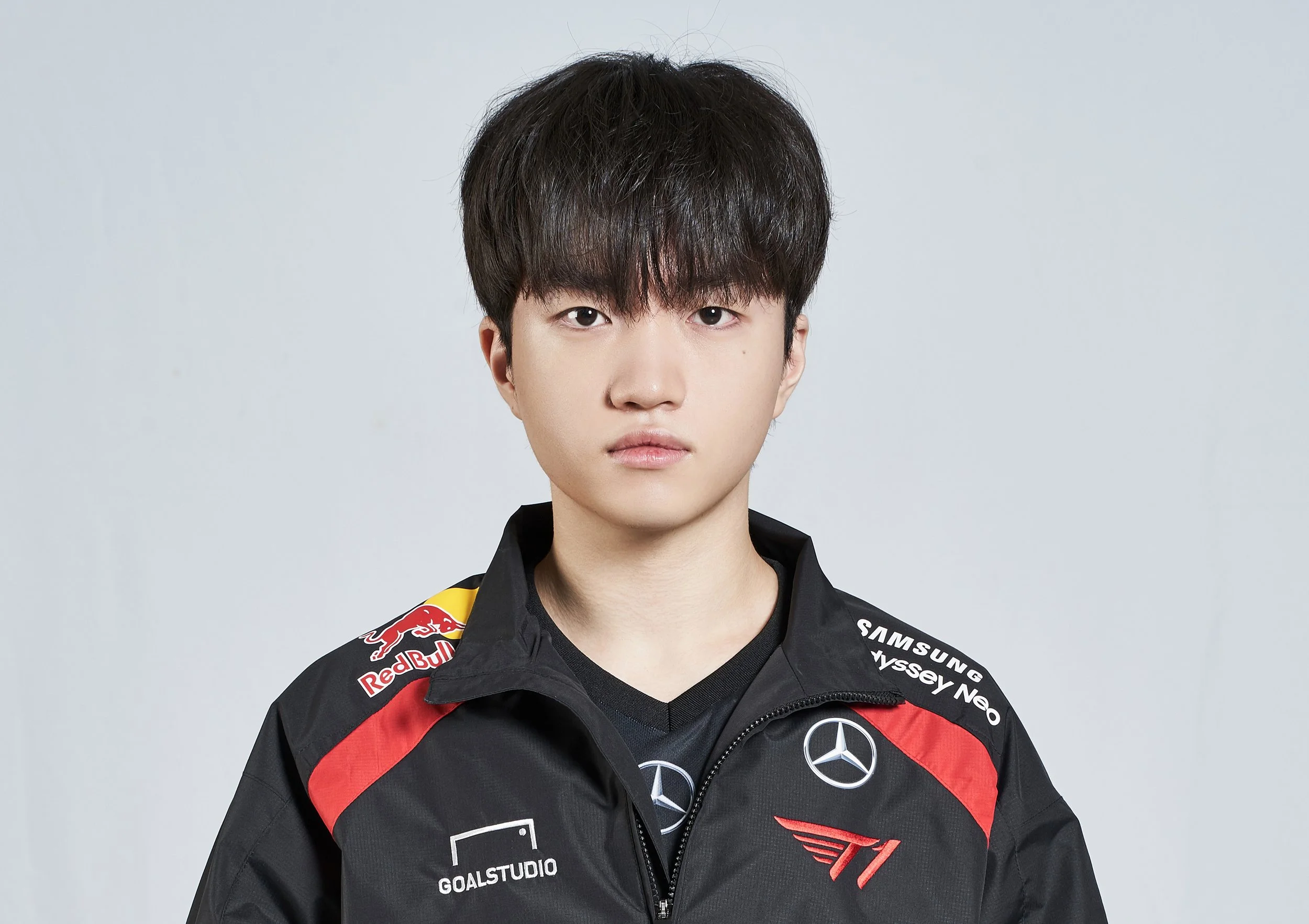 League of Legends — T1