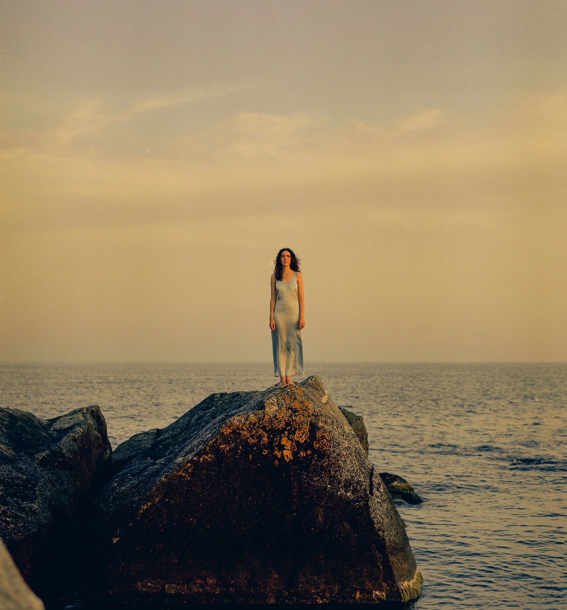 Julia Logan - Official Website