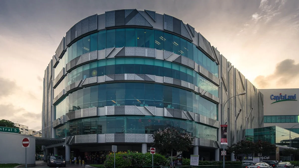 TAMPINES MALL — SPARK