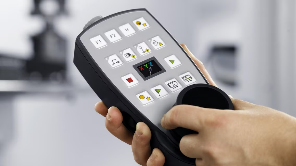 TruLaser Cell 3000 | TRUMPF 5-Axis Laser Welding Cell — Maintecx ...