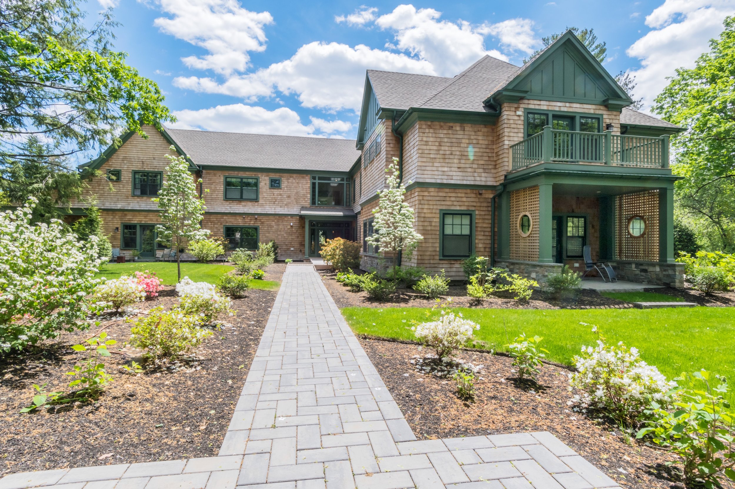 Tiota Hall — Donahue Architects INC