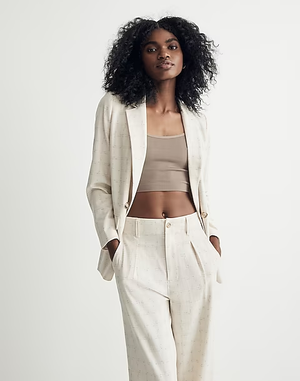 Elevate Your Summer Wardrobe: 7 Capsule Pieces Every Petite Woman Should Own — Excluded Fashion