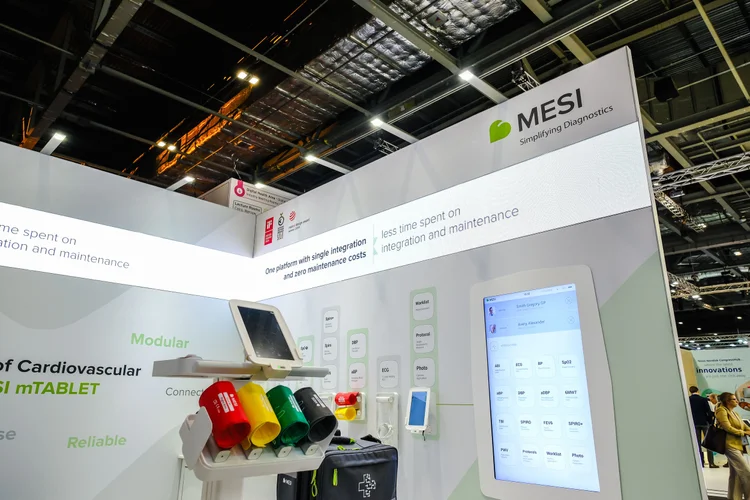 10 Interactive Exhibition Game Ideas to Engage Your Visitors ...