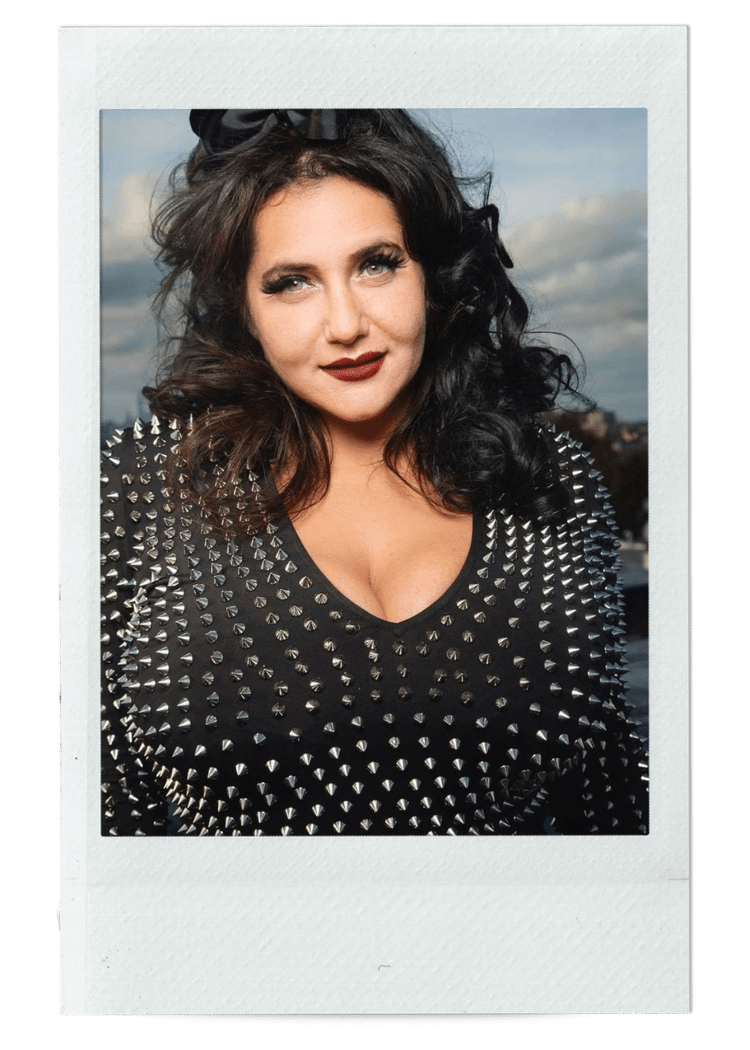 Shabbat-a-grams with Natalie Perlin — Alone at Lunch