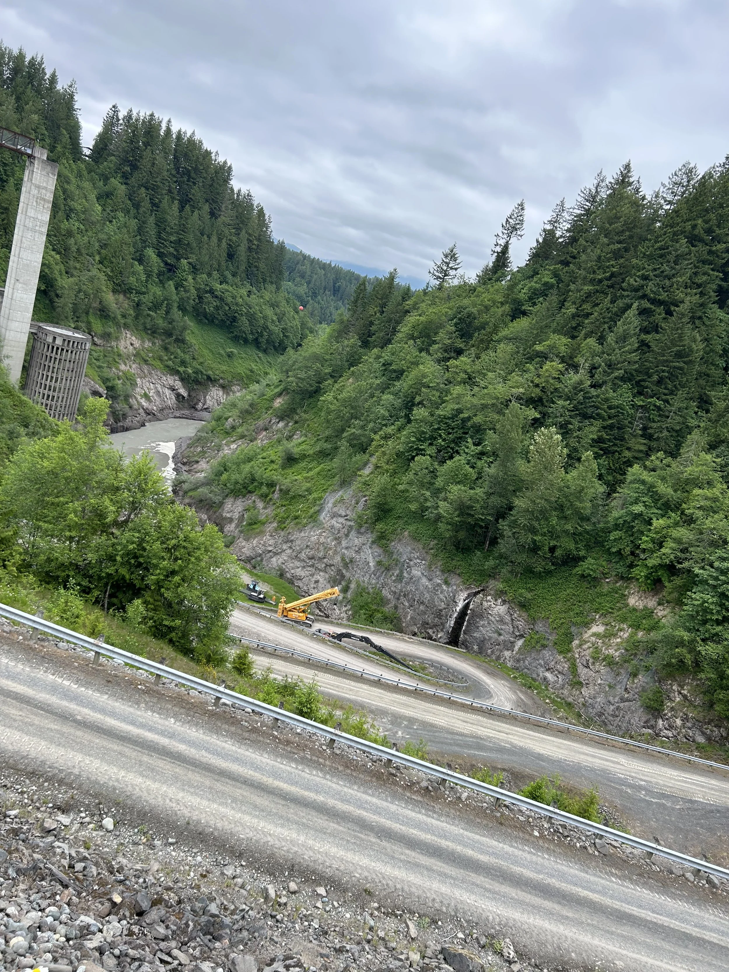 Mud Mountain Dam Stop Log Replacement — KWH Constructors
