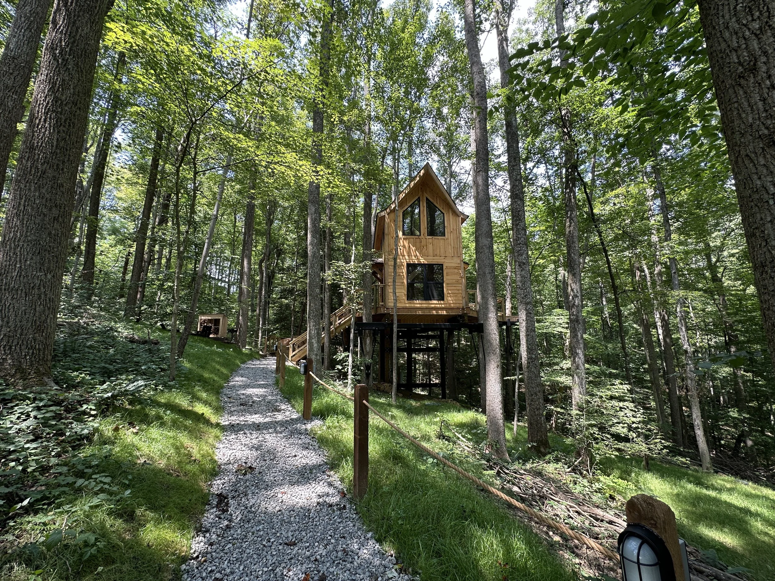 Tulip — Hocking Hills Treehouse Cabins