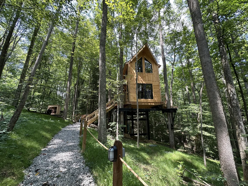 Tulip — Hocking Hills Treehouse Cabins