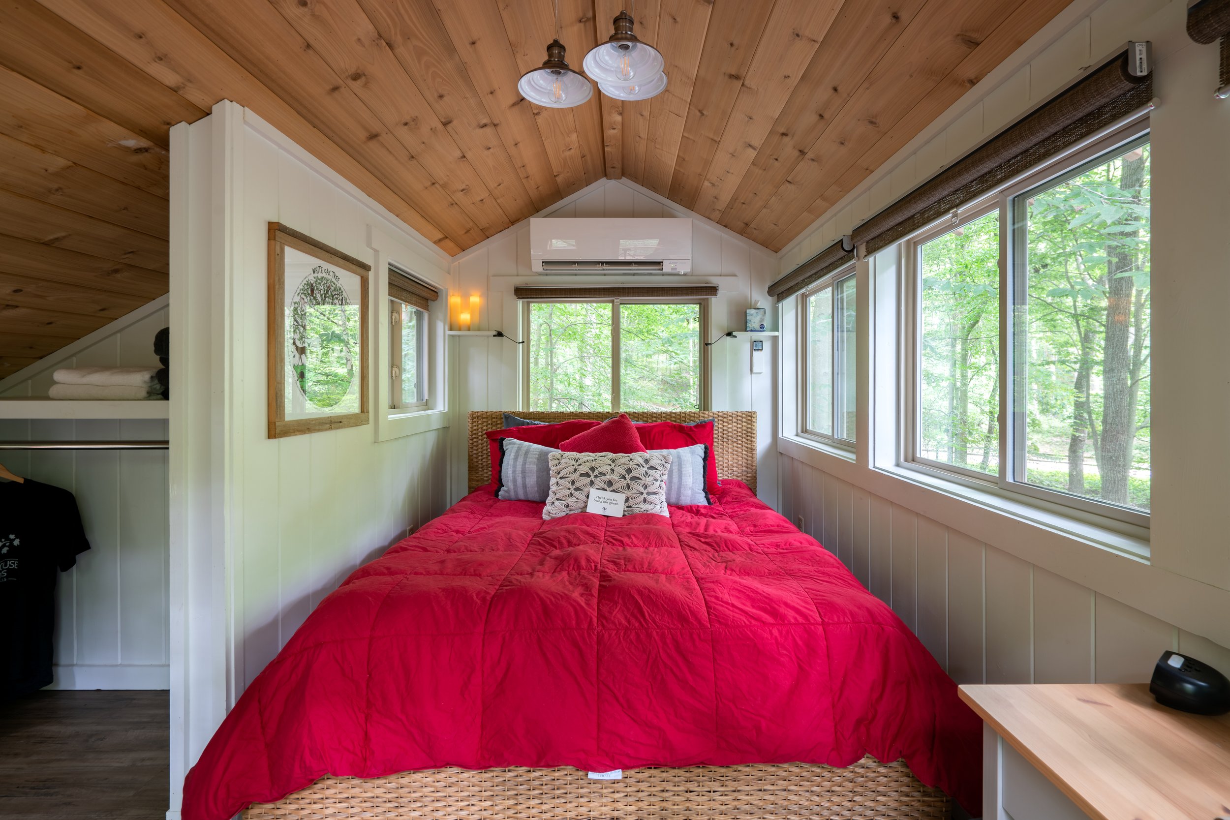 White Oak — Hocking Hills Treehouse Cabins