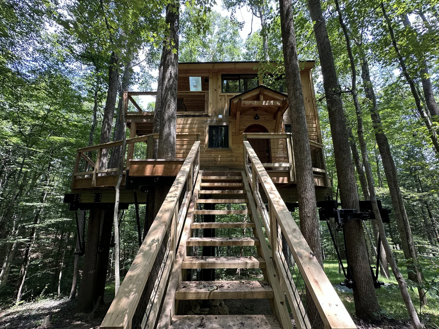 Tulip — Hocking Hills Treehouse Cabins