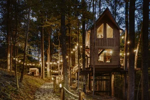 Tulip — Hocking Hills Treehouse Cabins