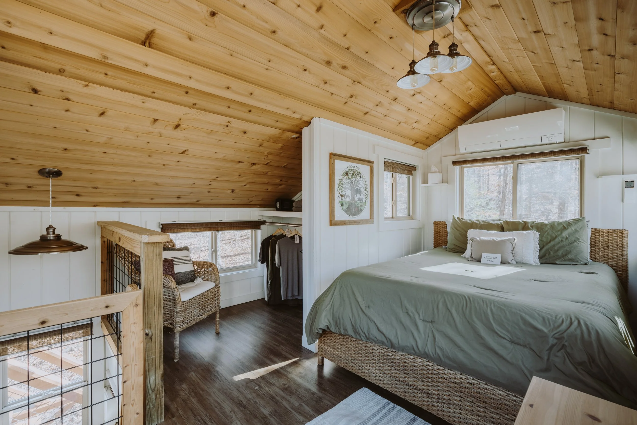 White Oak — Hocking Hills Treehouse Cabins