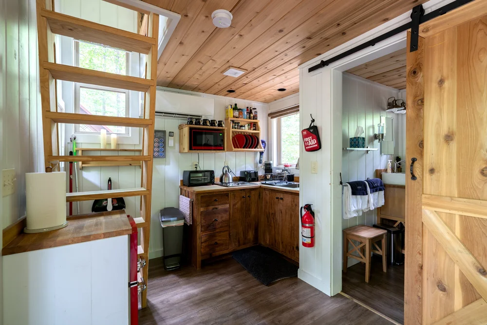White Oak — Hocking Hills Treehouse Cabins