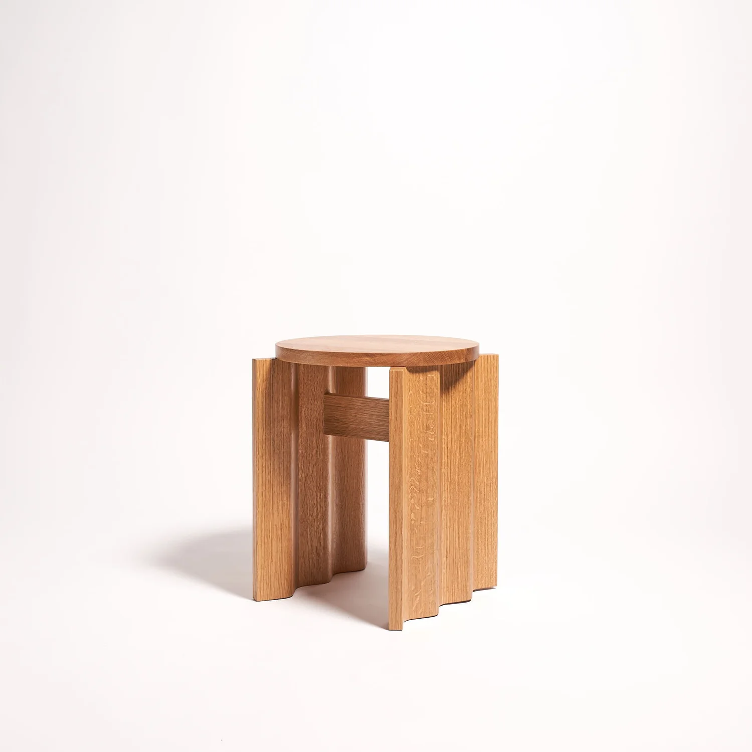 Corrugated Side Table — HANNEKE LOURENS