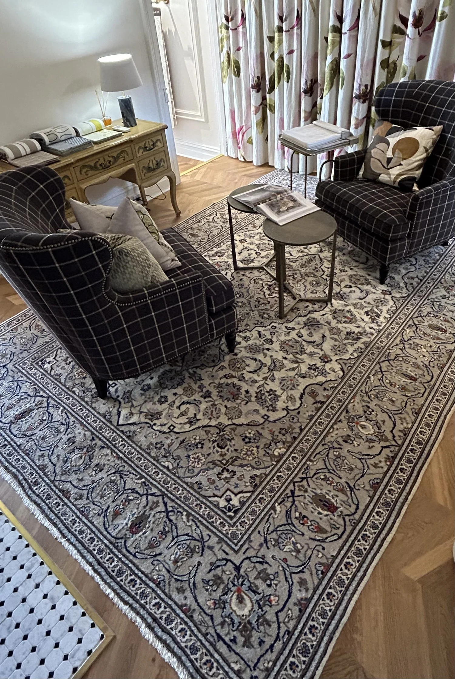 Master Rugs Handmade Modern Rugs Melbourne | Persian and Handwoven Rugs ...