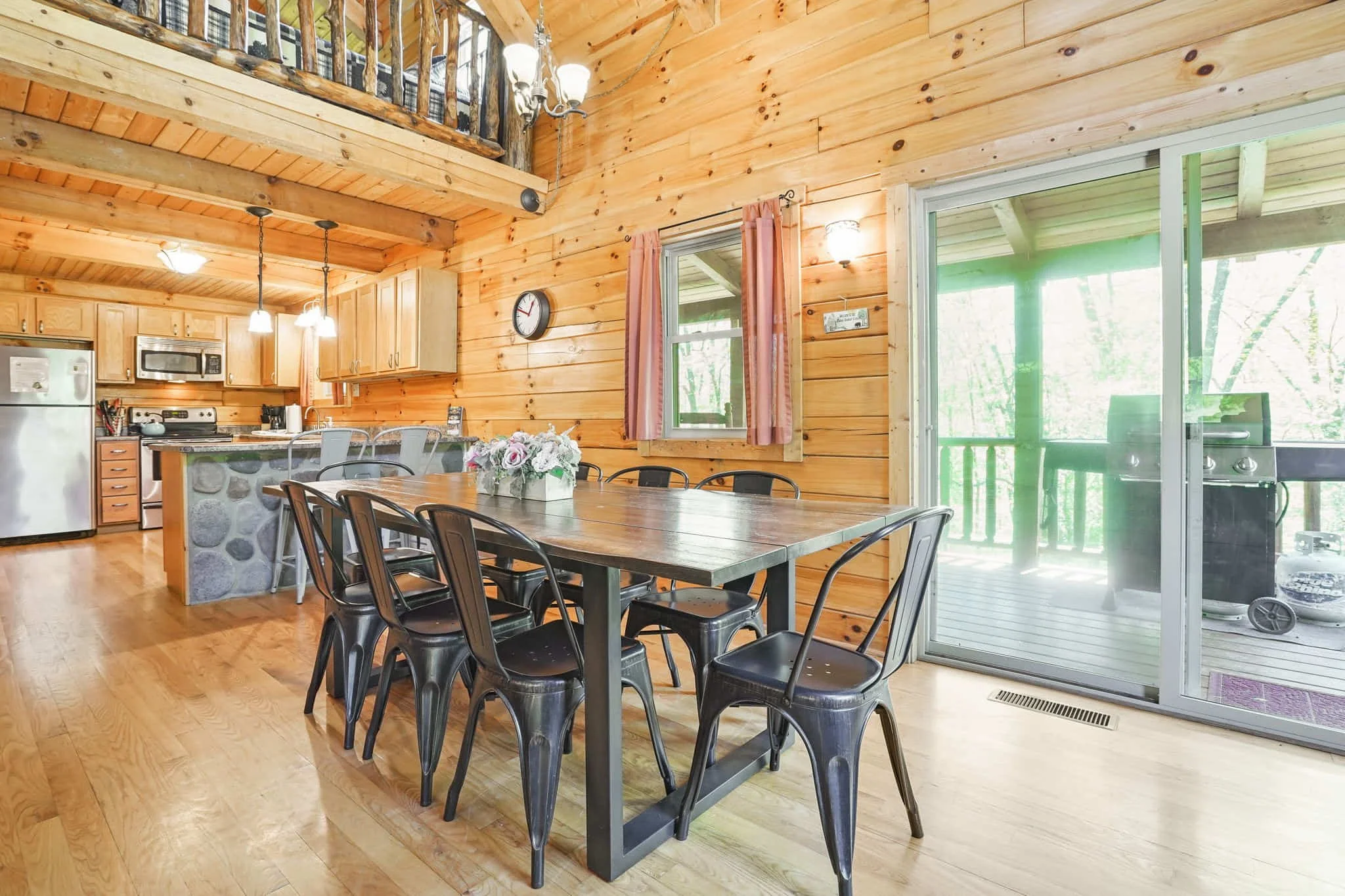 Bobcat Bluff Cabin (sleeps 8) — Liberty Log Lodging | Hocking Hills