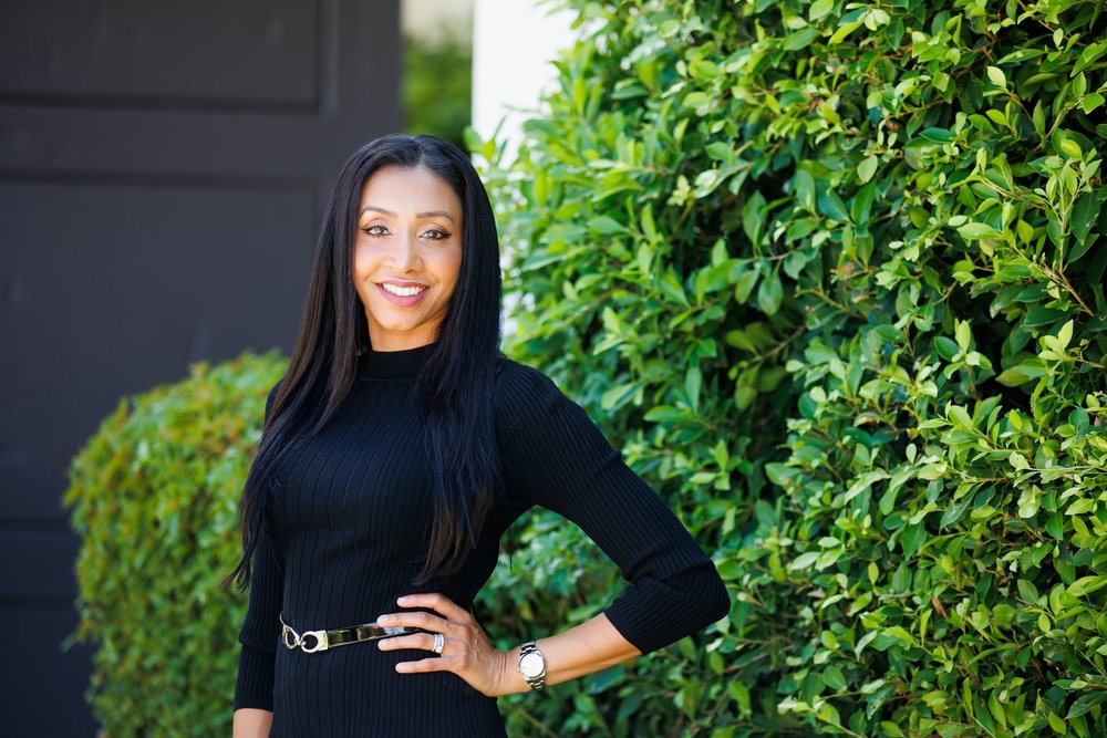 Dr. Maya Thosani is a Dermotologist who specializes in medical ...