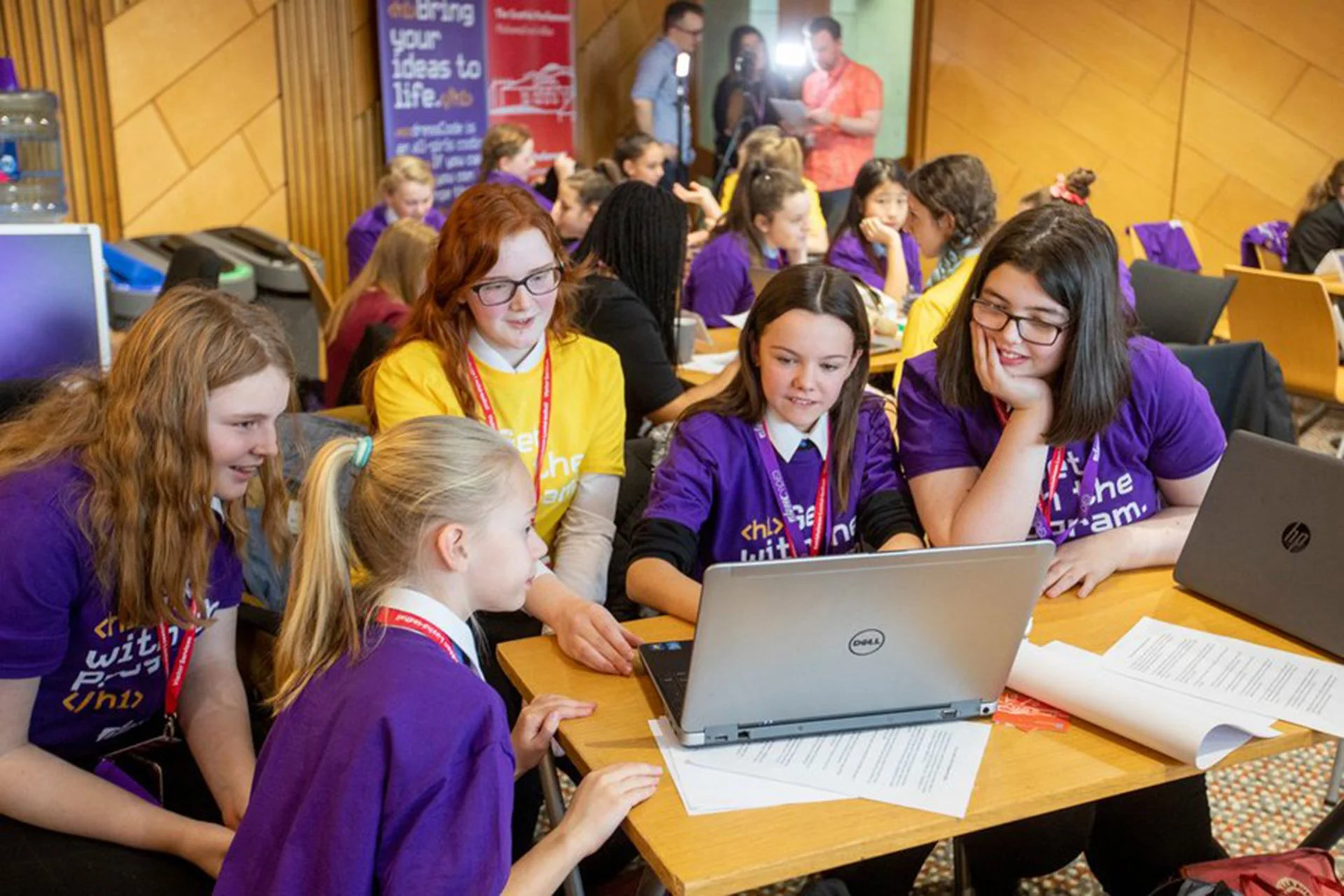 Dresscode | Inspiring girls into Computing Science in Scotland