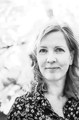 Anna H Design - Botanical artist and surface pattern designer