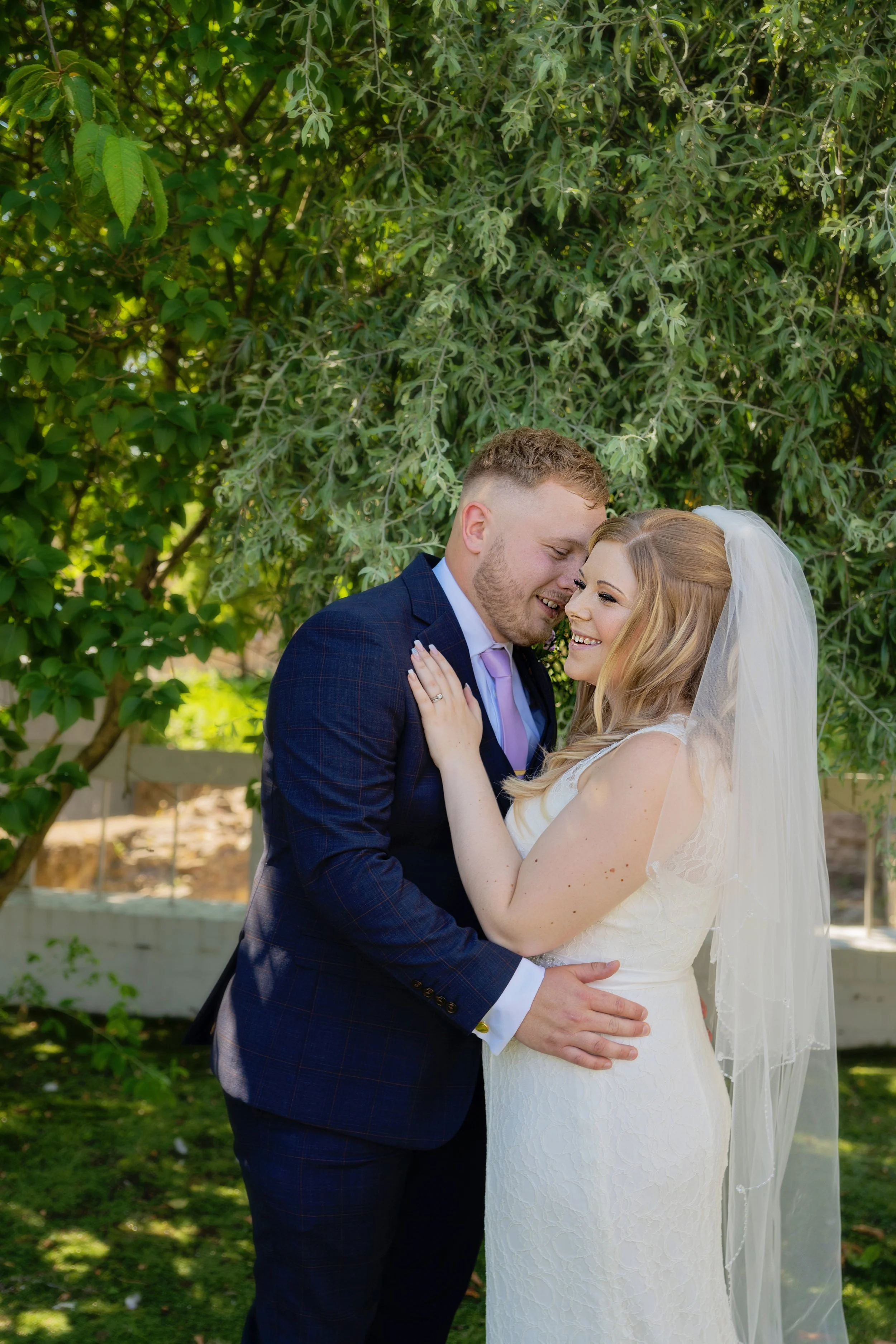 Natural wedding photography for modern chilled out couples in Lincolnshire