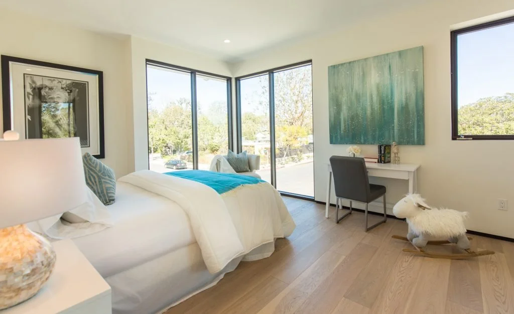 Who We Are — Devonshire Construction