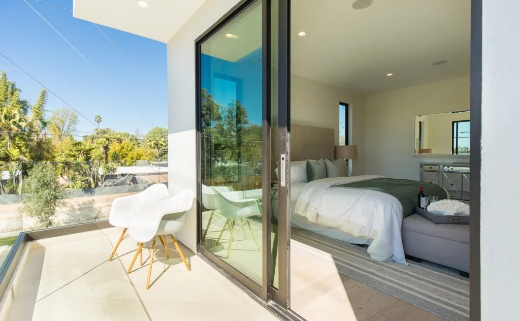 Who We Are — Devonshire Construction