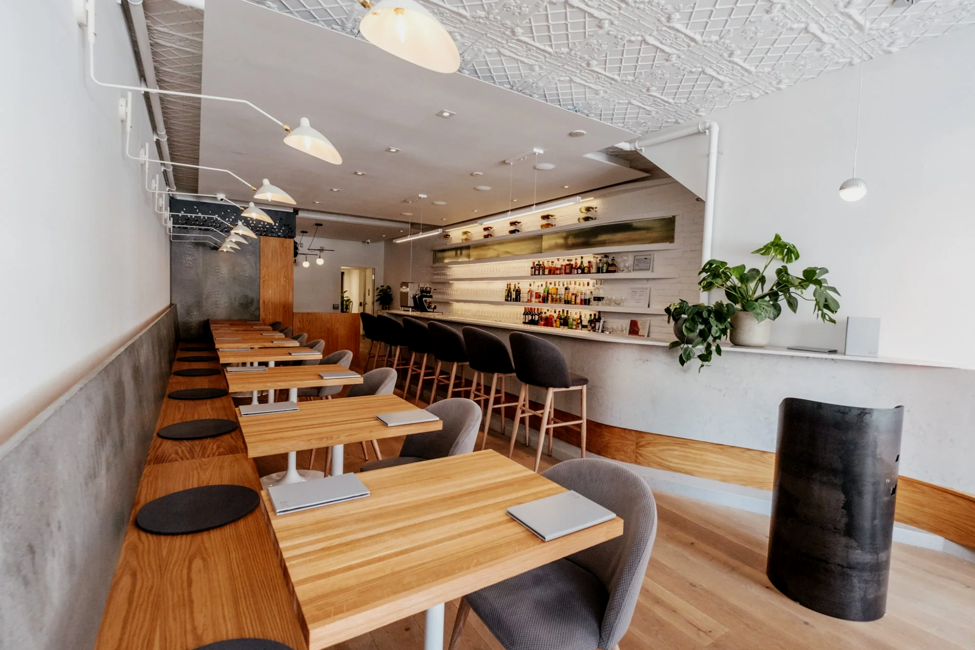 ēst Restaurant | French Restaurant & Bar