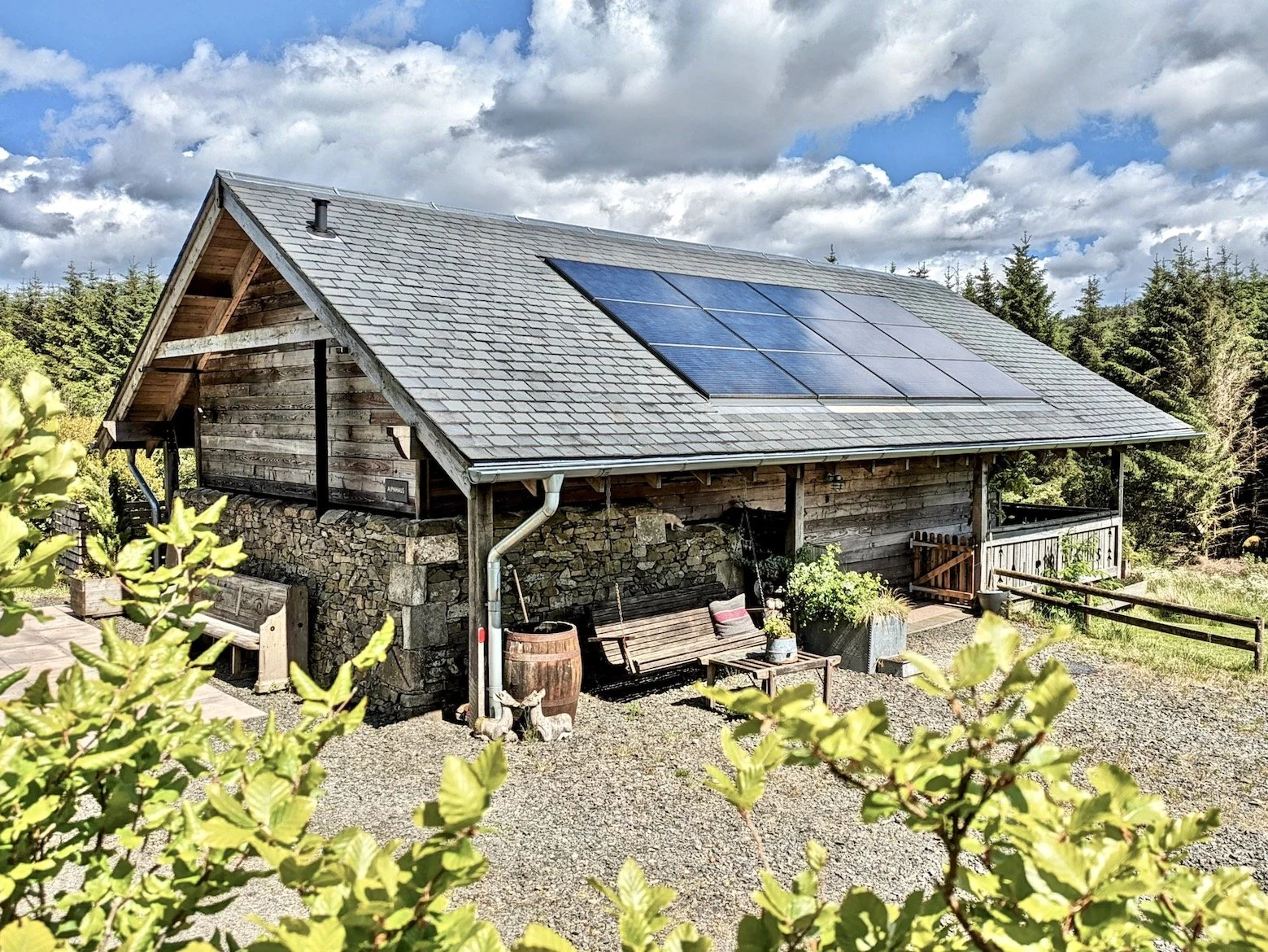 Alpnhaus | Luxury Chalet with Hot Tub | Scottish Borders Retreat