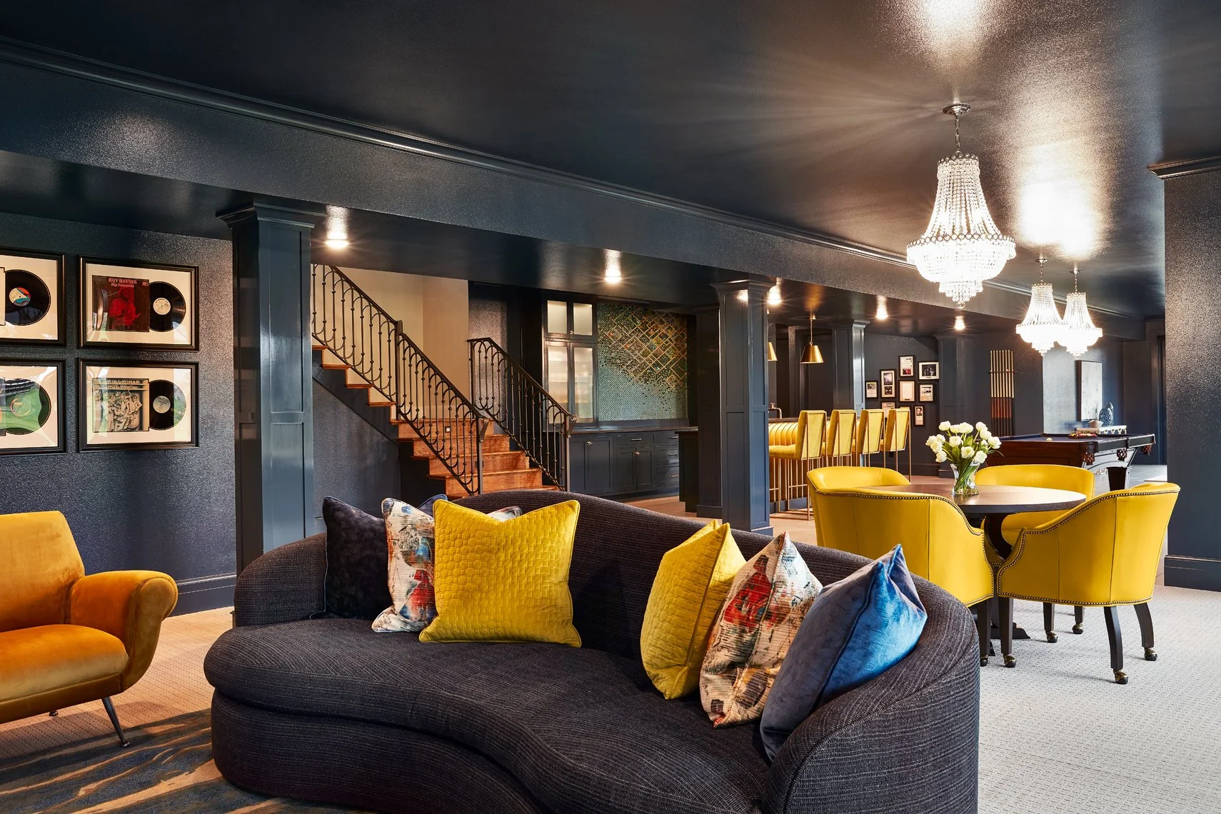 Transitional Nantucket Lounge — Erica Lea Design Studios
