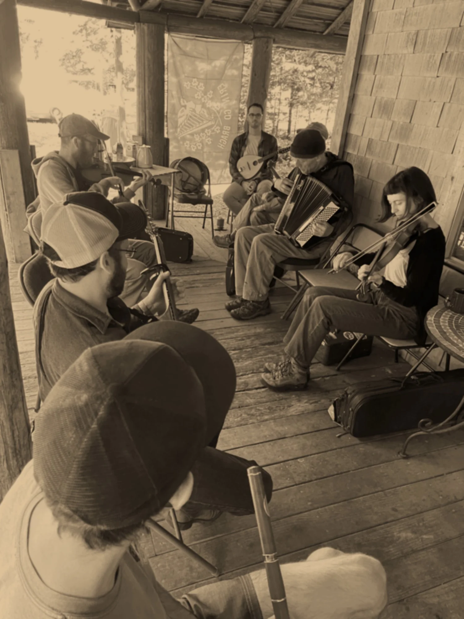 Irish Music Sessions in Oregon & Washington — Mícheál Ó Domhnaill ...