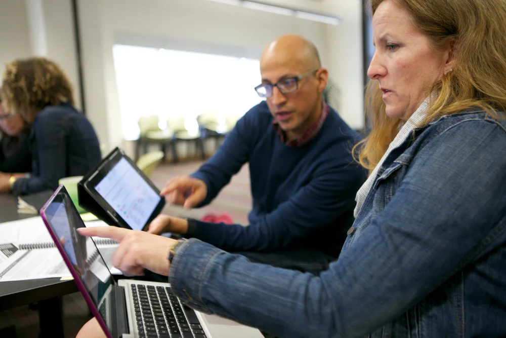 Leading change in modern schools: The essential role of Change Agents ...