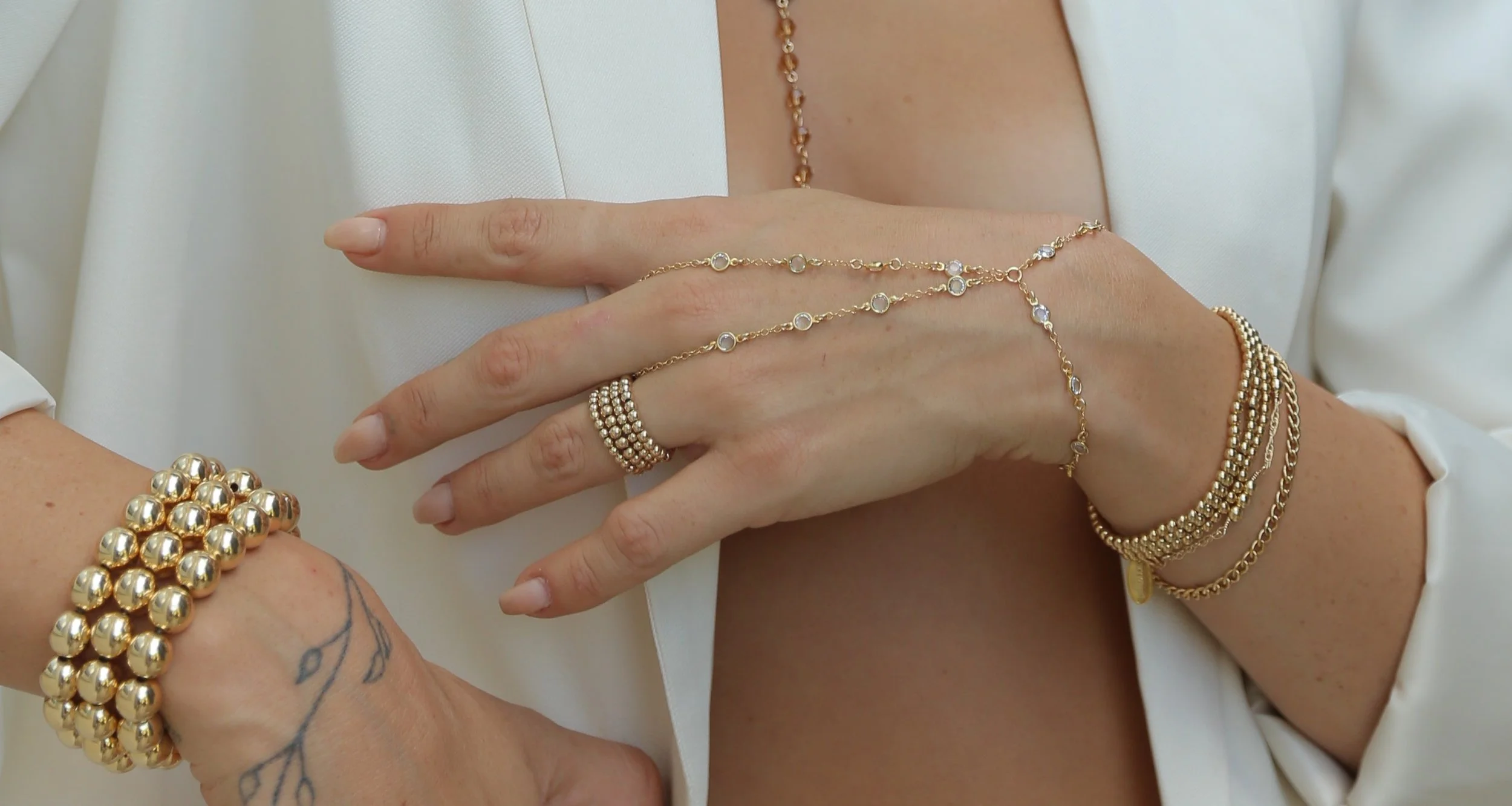 Pearl Station Hand Chain — Tommassini Jewelry