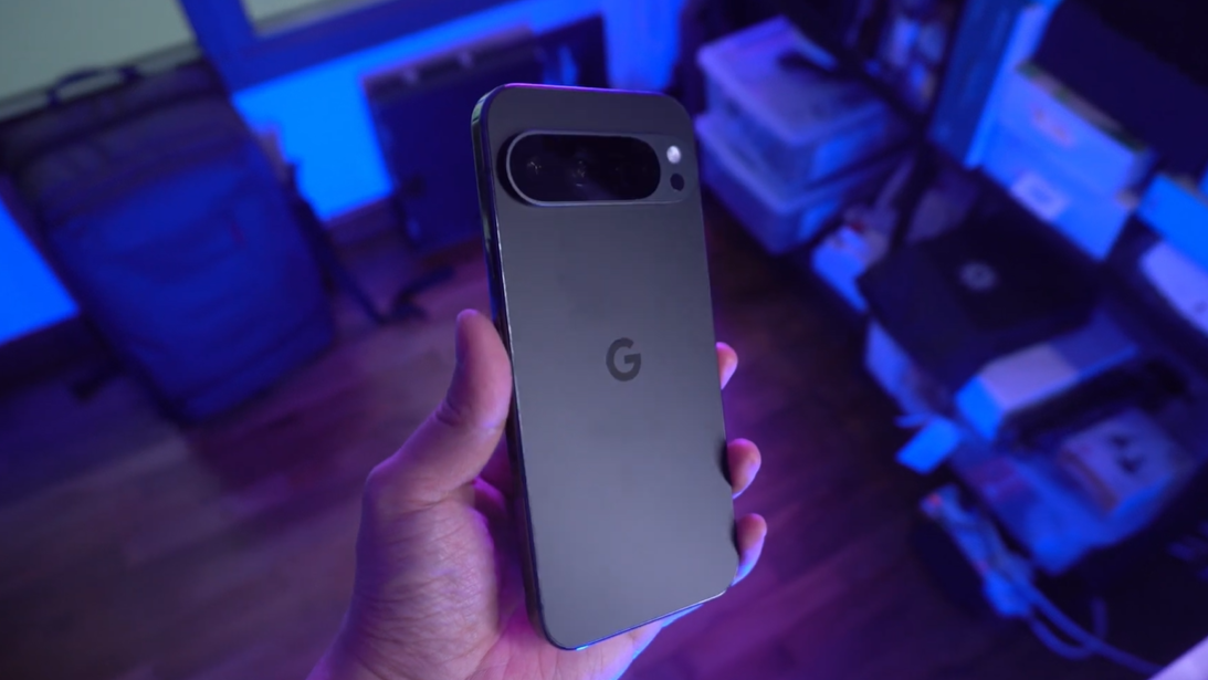 Pixel 9 Pro XL Review - Don't be fooled by gimmicks... 😑 (With Sound ...
