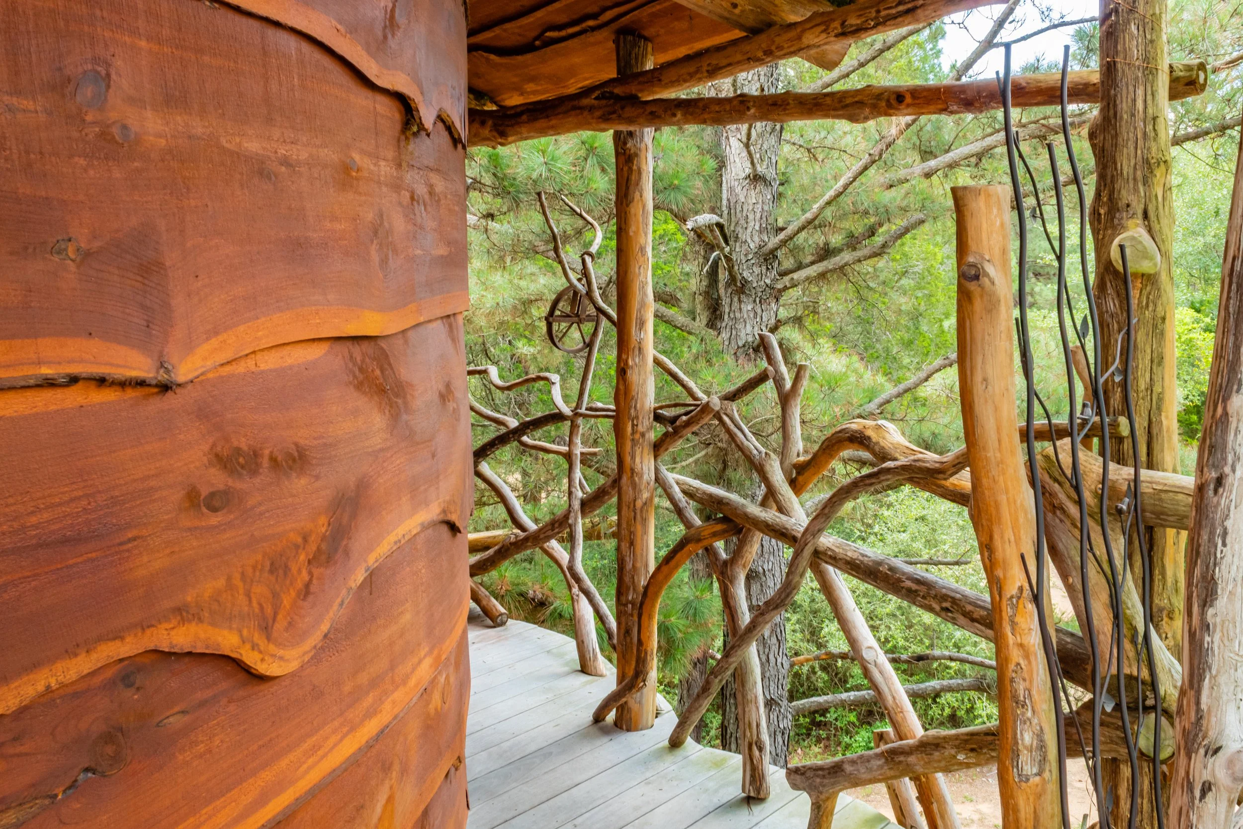 The Hobbit's Nest Treehouse — The Lost Pines Shire