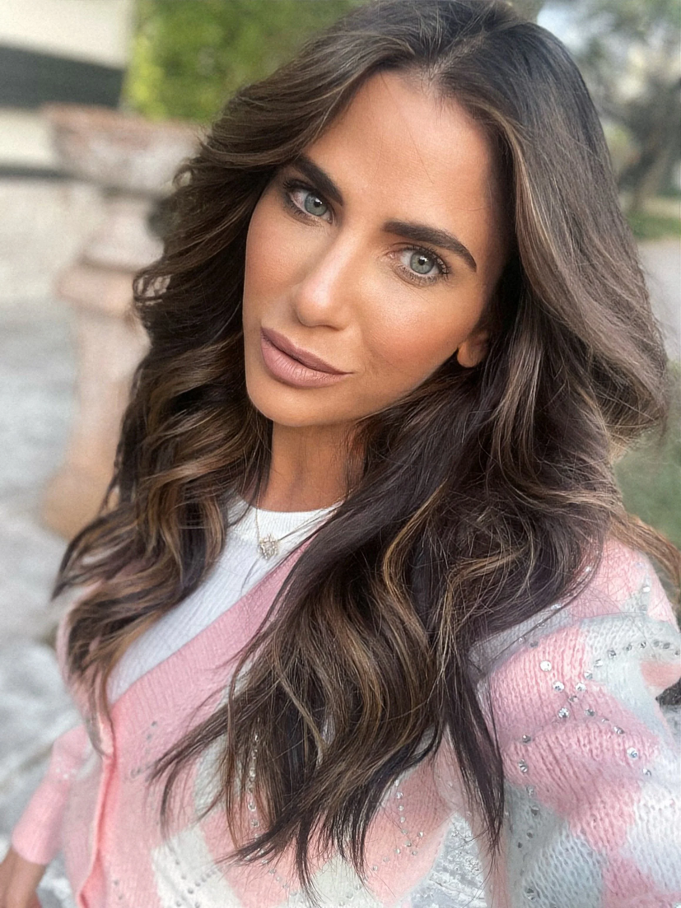 About — Lizzy Savetsky