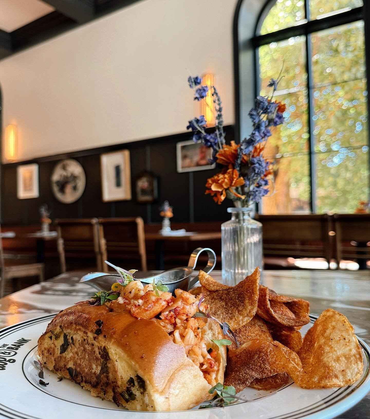 Menu 1 — Dog & The Bank