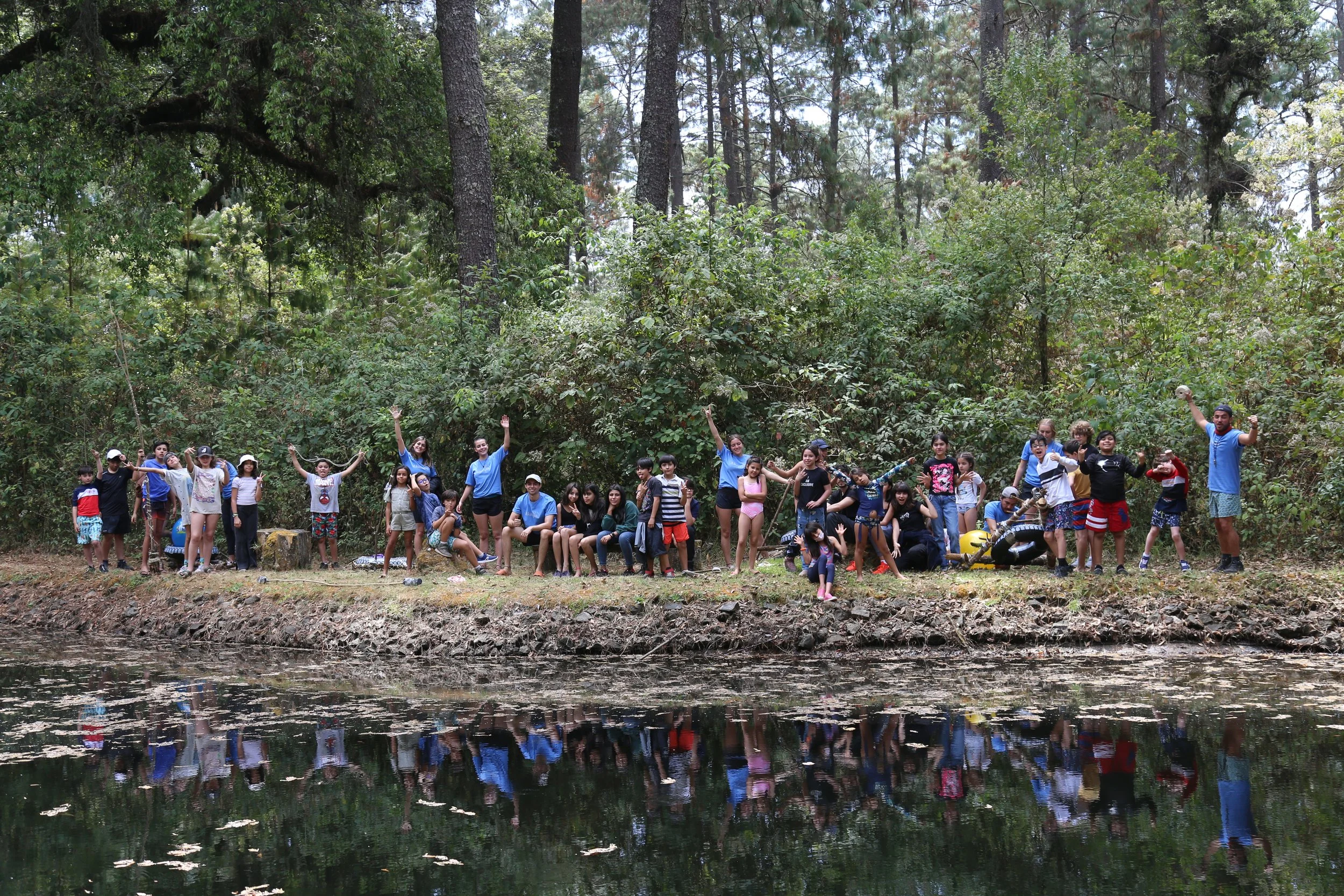Kamp x Akampa | Campamentos para niñas y niños — Akampa