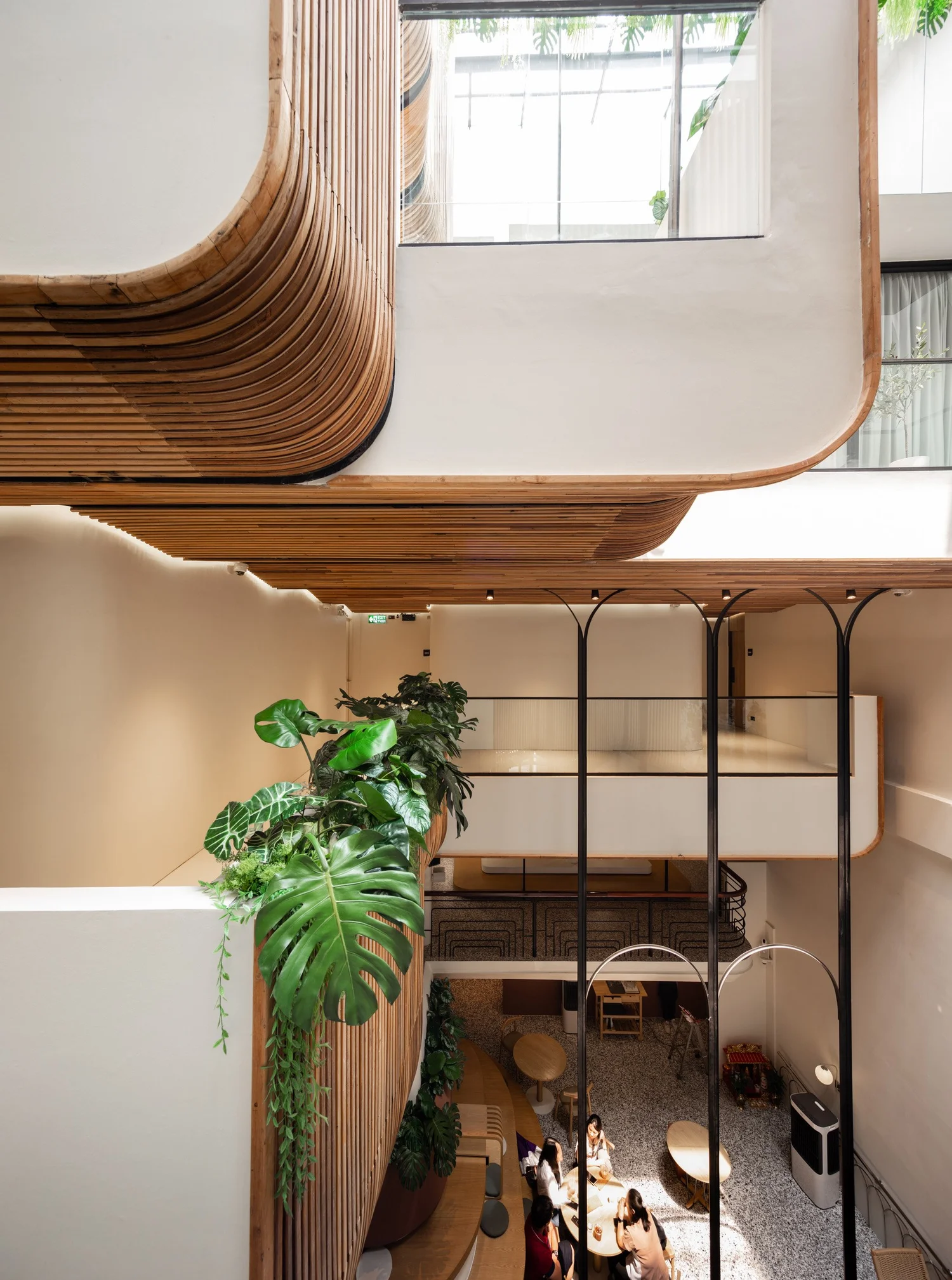 Double B Hostel Bangkok — VMA Design Studio | Bangkok