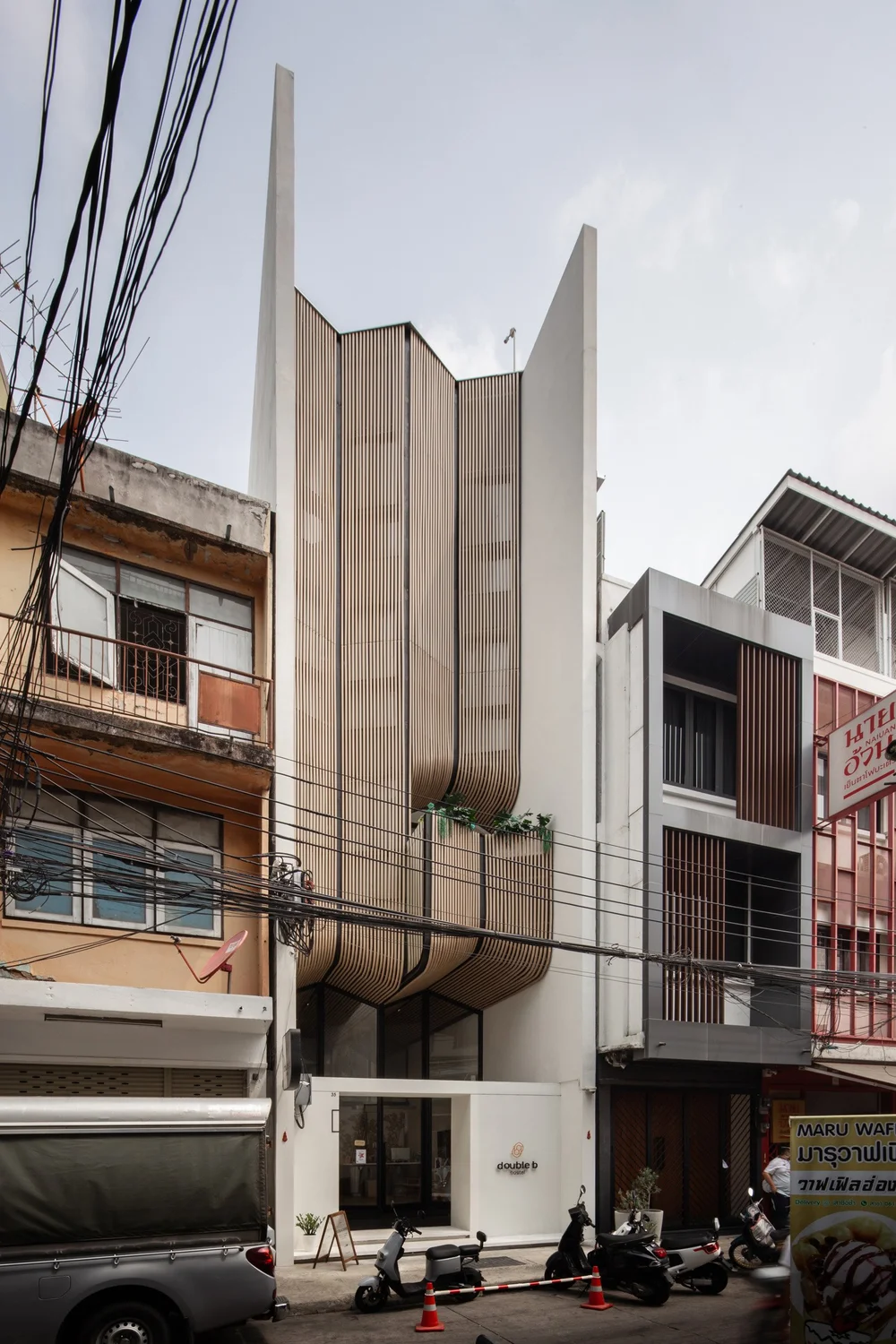 Double B Hostel Bangkok — VMA Design Studio | Bangkok