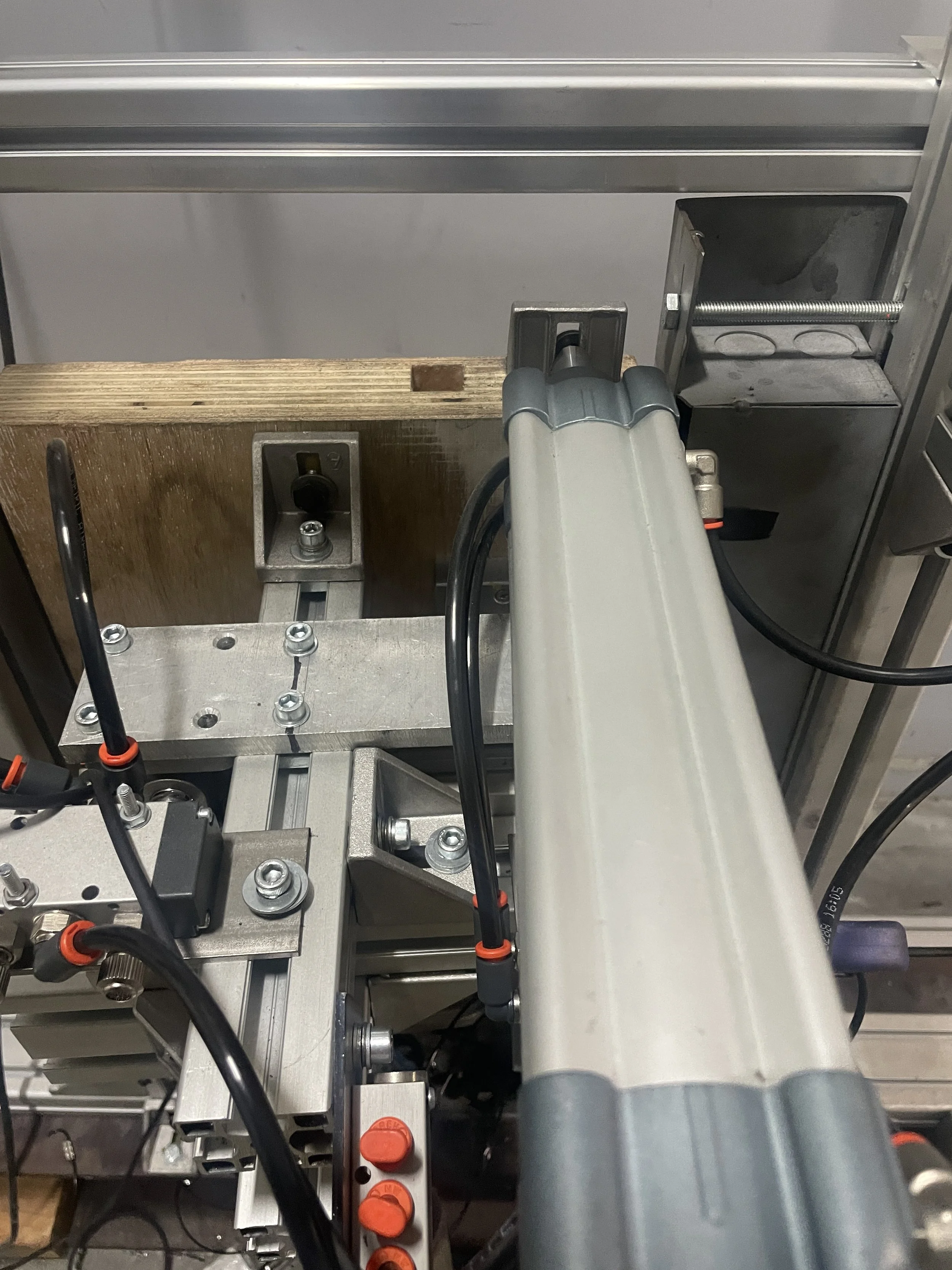WEATHER PERFORMANCE TESTING — Ian Bennie & Associates