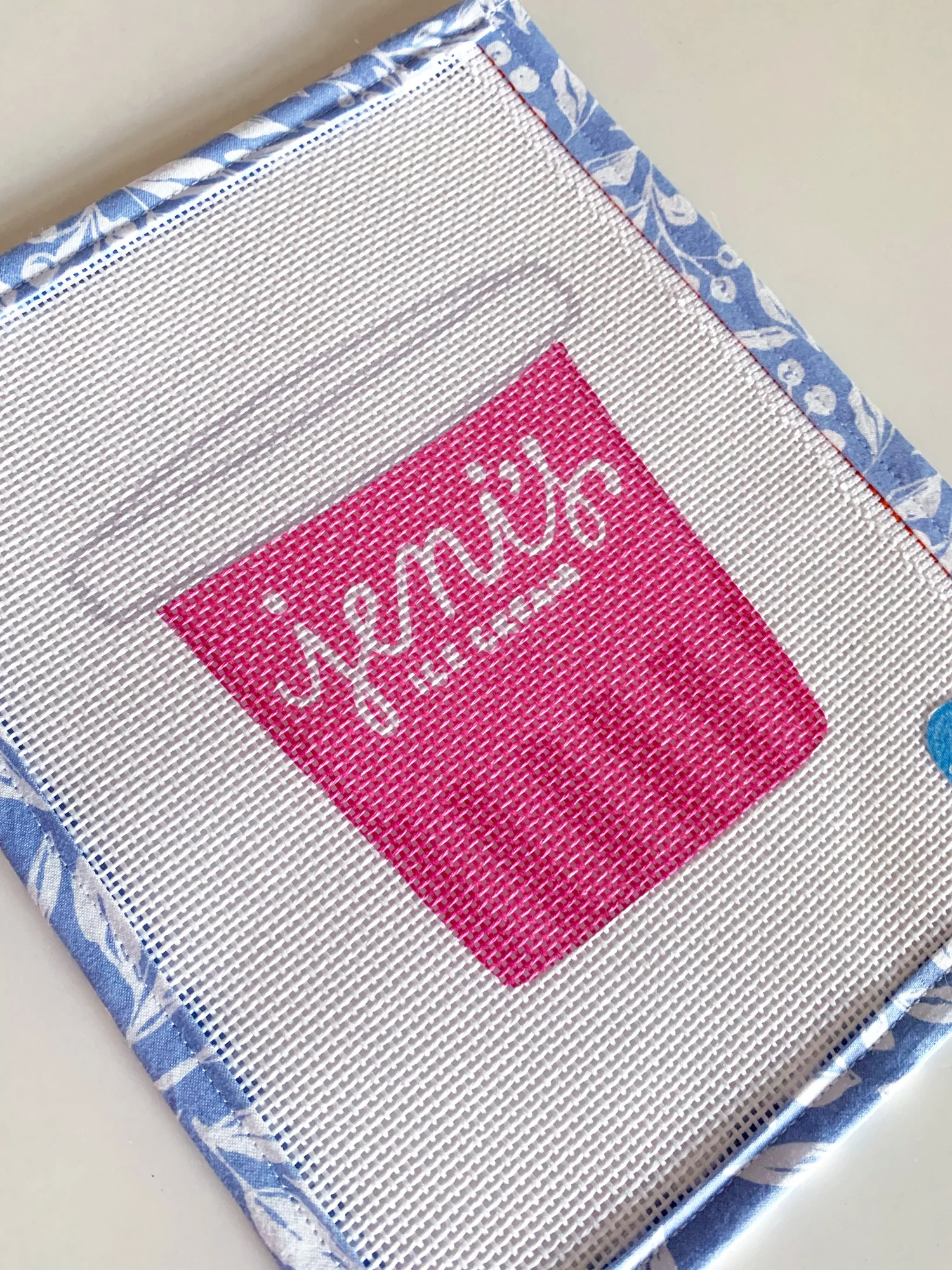 Chugs and Kisses Needlepoint Canvas — Sirsee