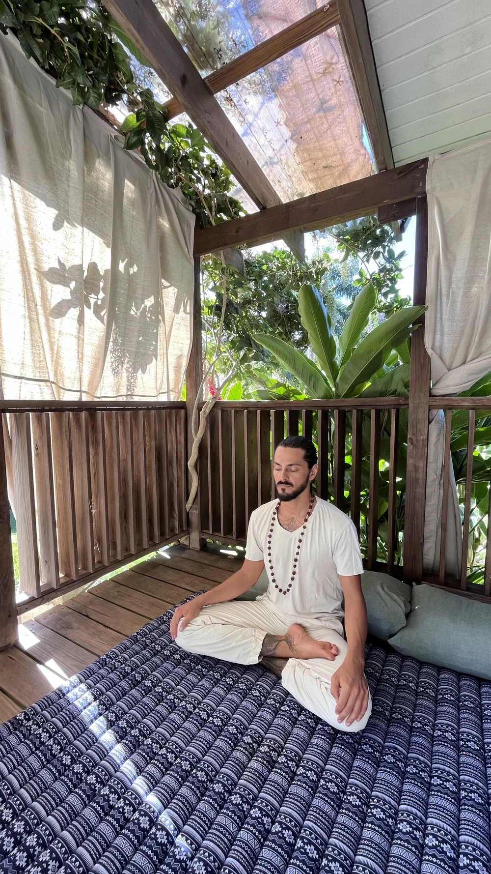 Water therapy - Janzu - Watsu - Aguahara - Massage and meditation in ...