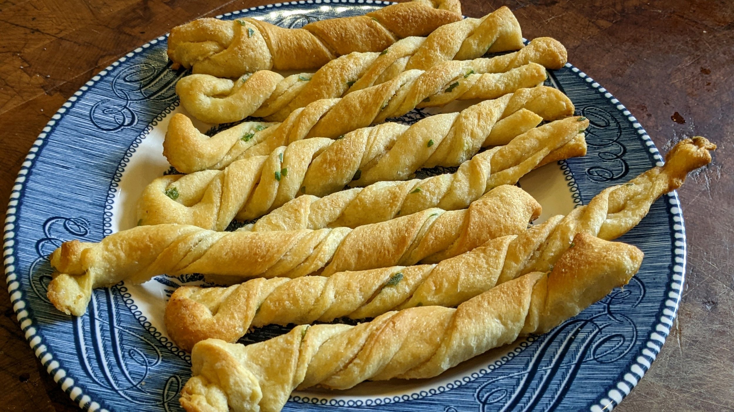 Garlic Twisty Sticks — Sunday in South Carolina
