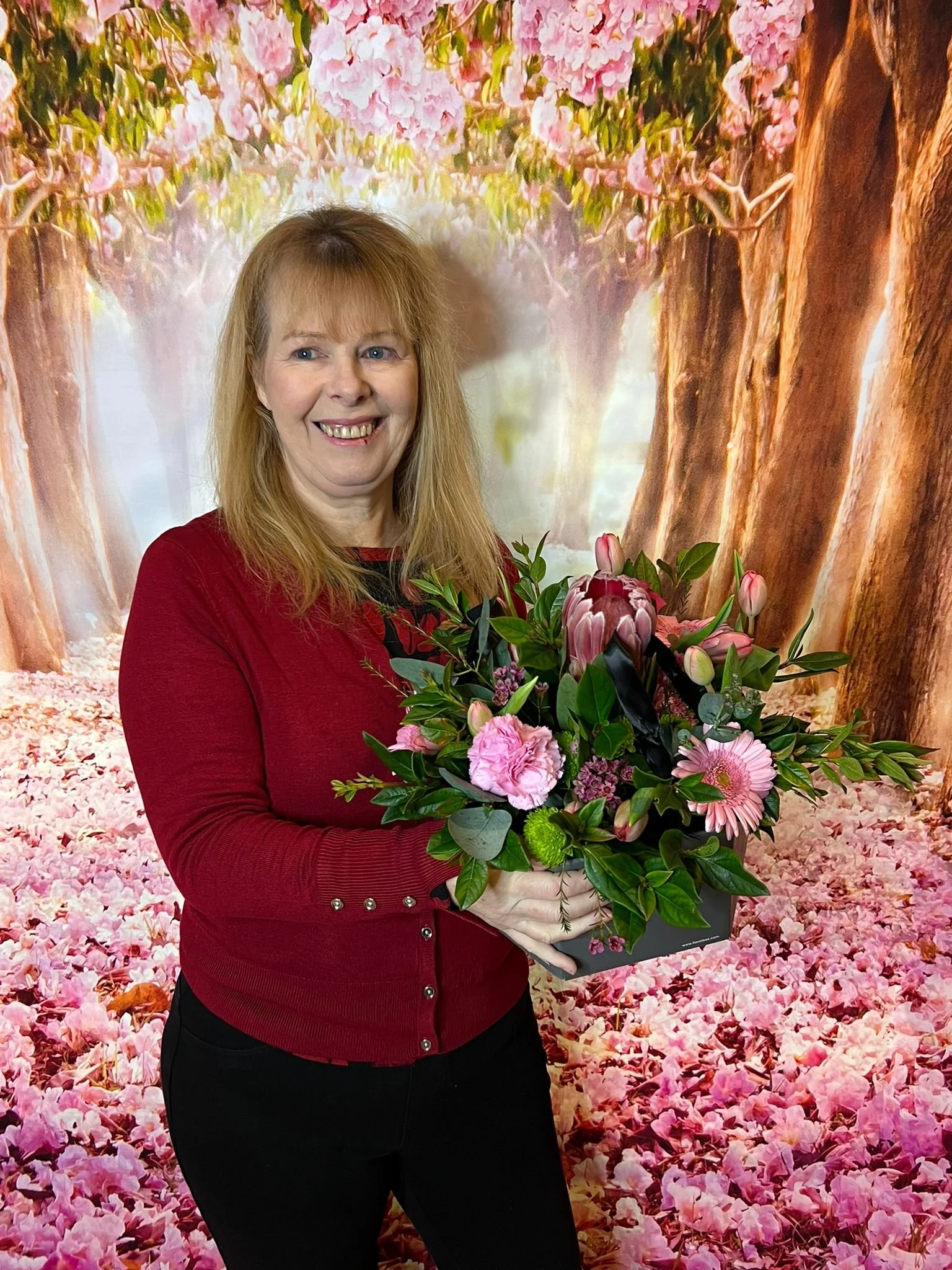 Spring Flower Arranging Workshop at Kays Flower school — Kay's Flower ...