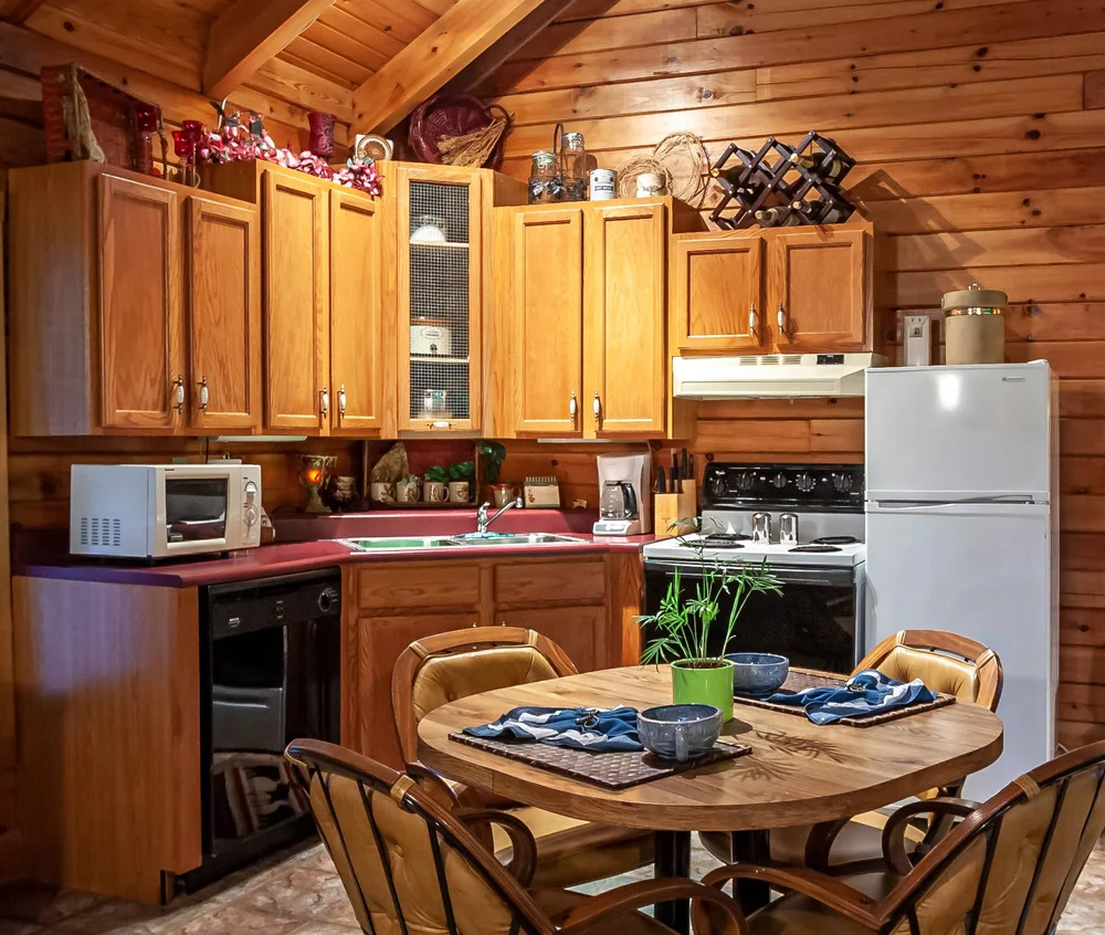 Custom Cabinet Carpenter