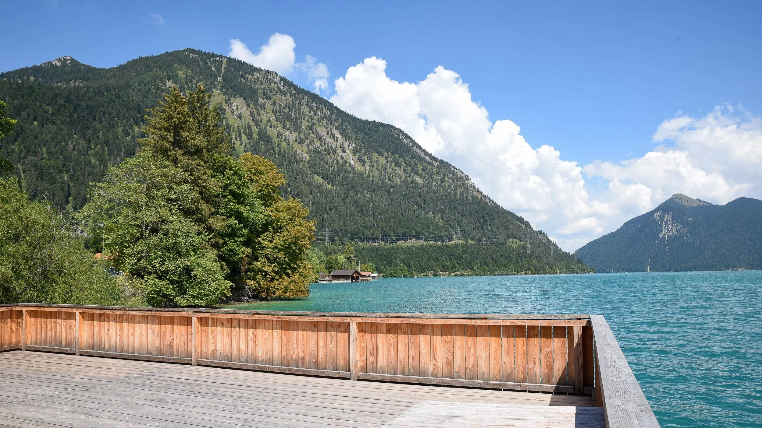 Schlafen – Dein Hotelzimmer am Walchensee — Wallerei Walchensee • Essen ...