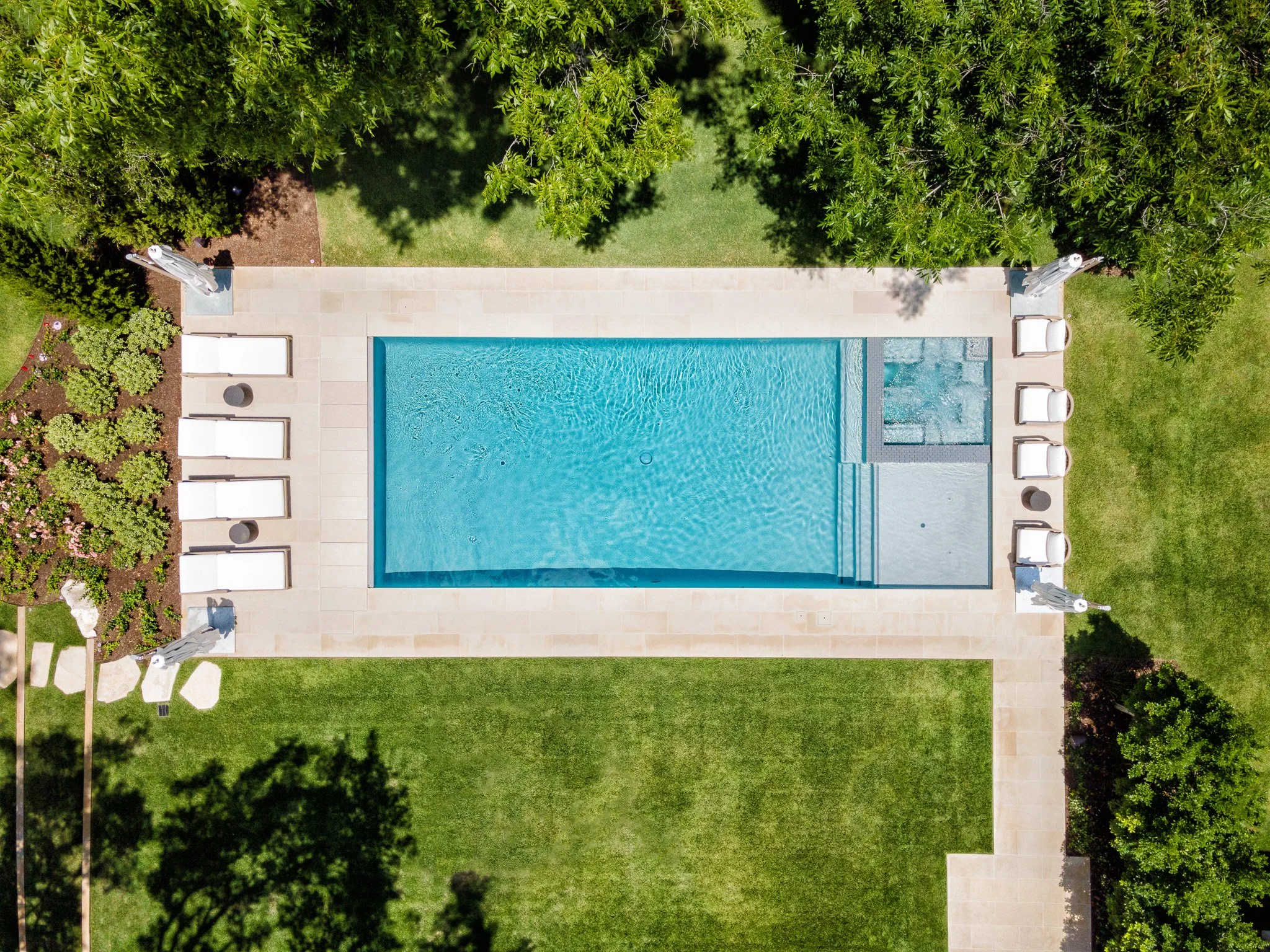 Pemberton Estate Austin Texas Aqua Builders Pool Builders — AQUA BUILDERS