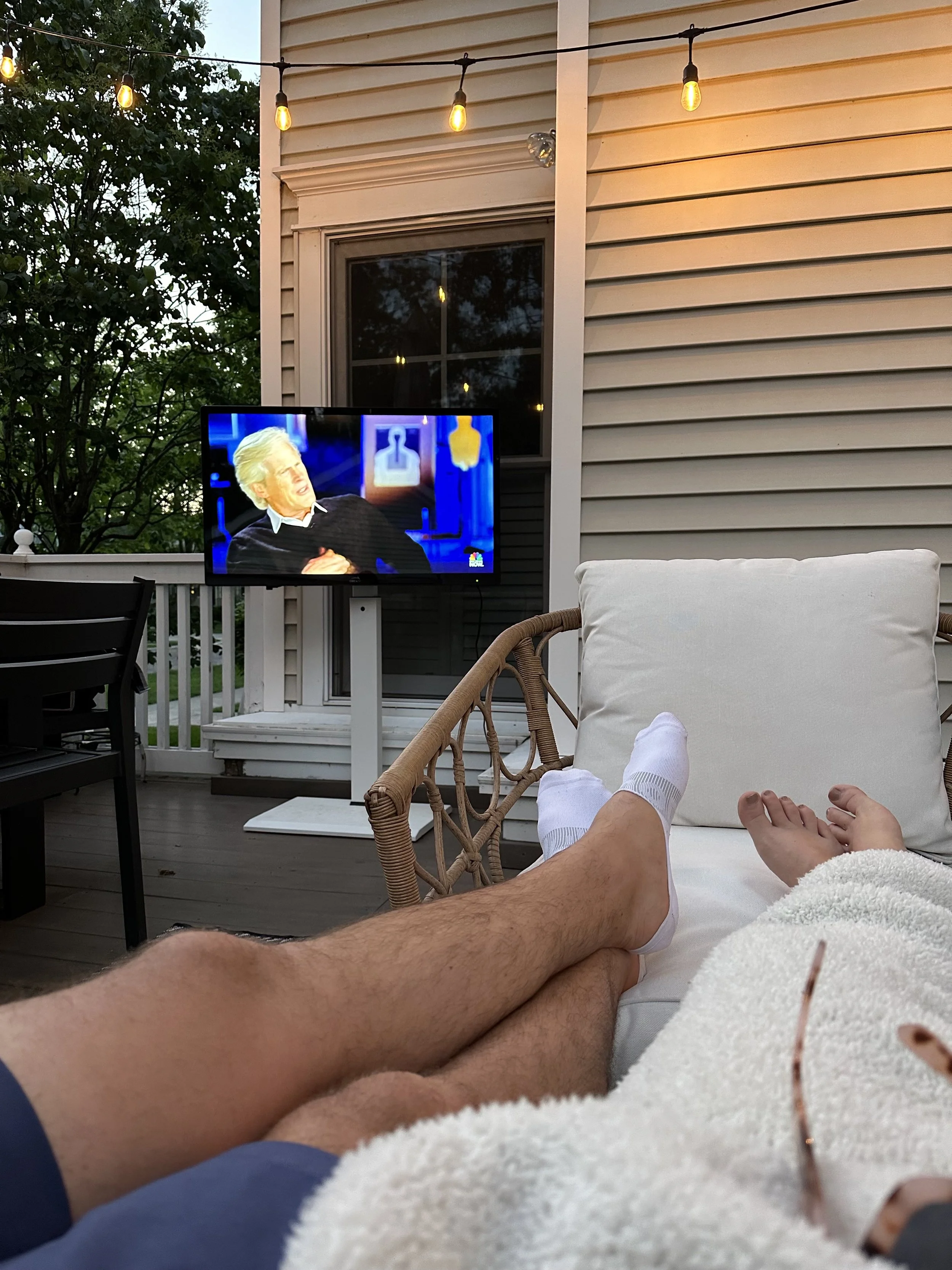 Best Budget Outdoor TV for Your Backyard in 2024