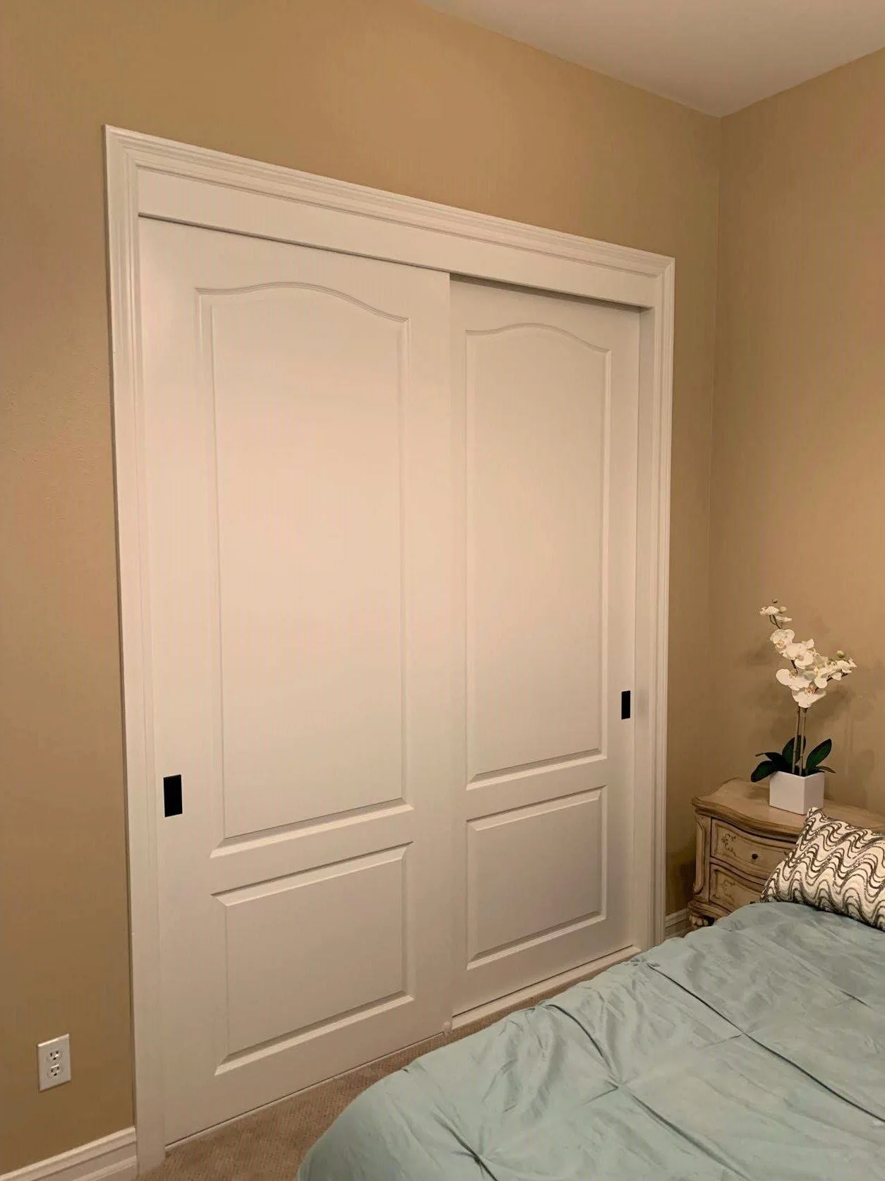 Paneled & Louvered Sliding Closet Doors for Bedroom & Interiors